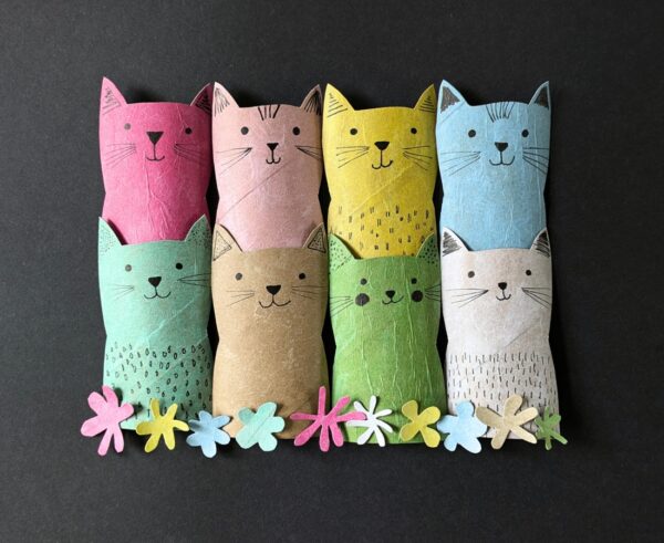 Toilet roll craft ideas - Cute floral cats - Koro Cinco Cats
